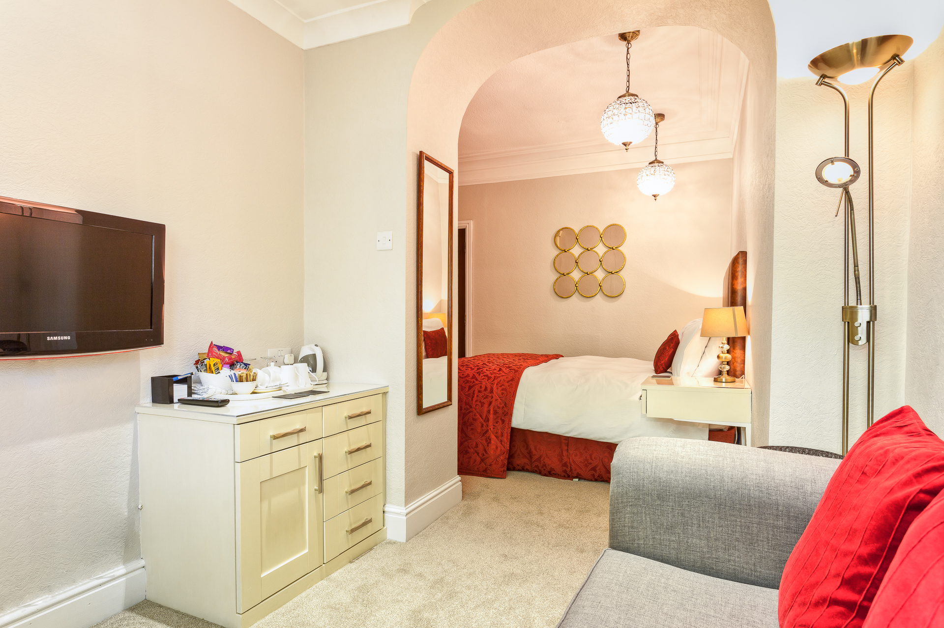 Our Rooms | Room 2 | Double Suite with En-Suite Bathroom